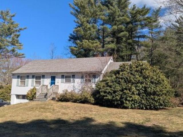 Mill Rd, North Hampton, Home For Sale
