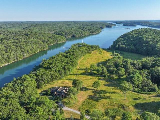 Mill Rd, Edgecomb, Home For Sale