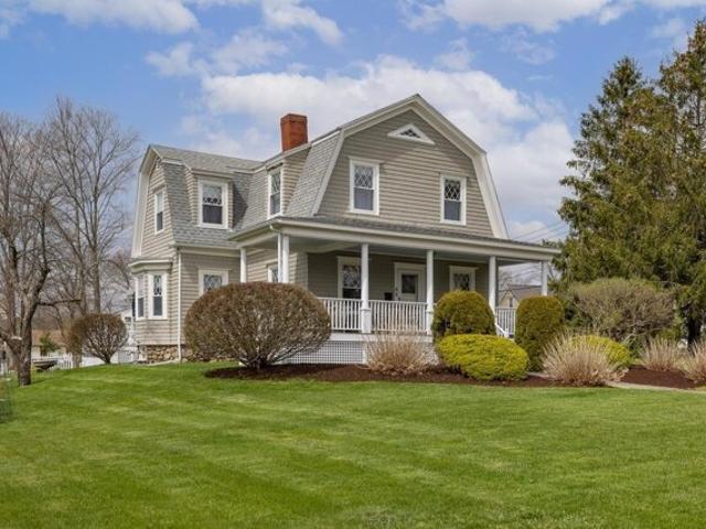 Mill Rd, Hampton, Home For Sale