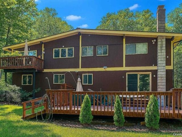 Mill River Rd, Chappaqua, Home For Sale