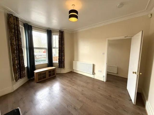 Mill Road, Cambridge £2,800 pcm ⓘ The monthly or weekly payment required by the landlord. Read our glossary page, 4 bedrooms, mid terrace house, to let * Tenant info
