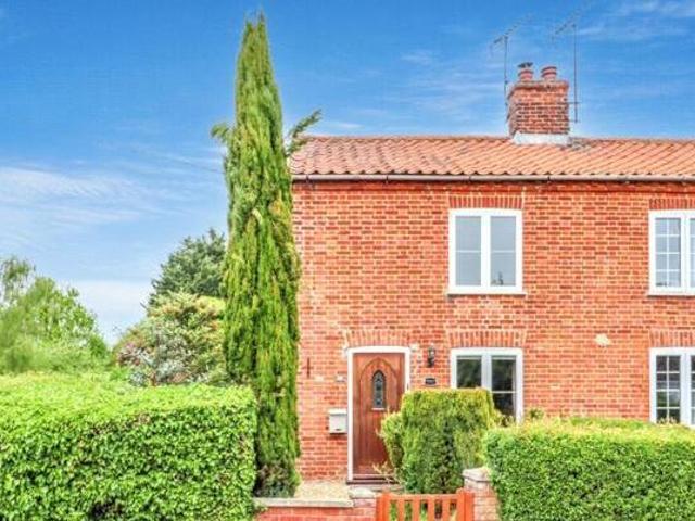 Mill Road, Bintree, 3 Bedroom Semi detached