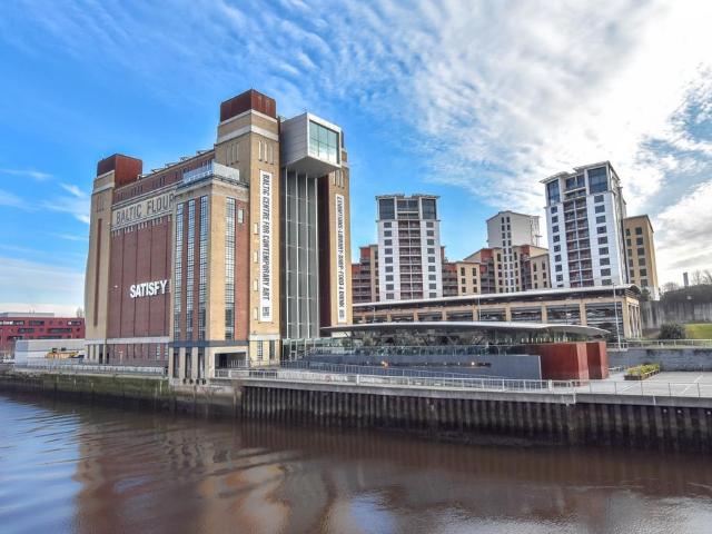 Mill Road, Gateshead, NE8 2 bed apartment to rent £1,225 pcm £283 pw