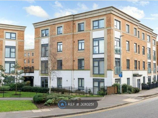 Mill Road, Hertford SG14, 2 bed flat to rent, £1,550 pcm | PrimeLocation