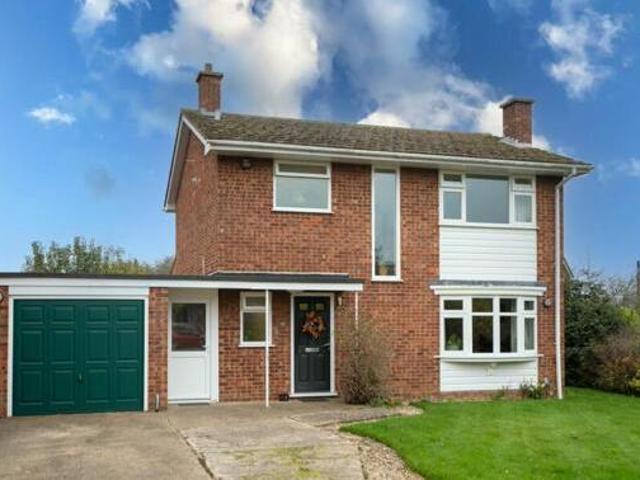 Mill Road, Over, 3 Bedroom Detached