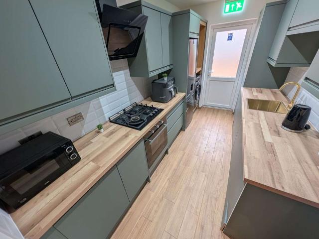Mill Road Room 6