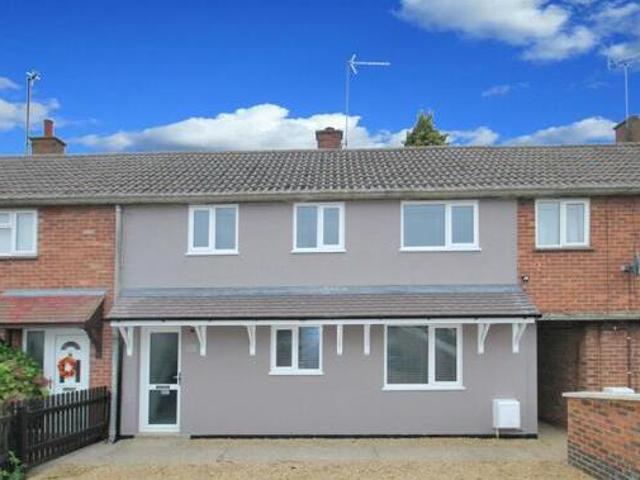 Mill Road, Woodford, 3 Bedroom Terraced