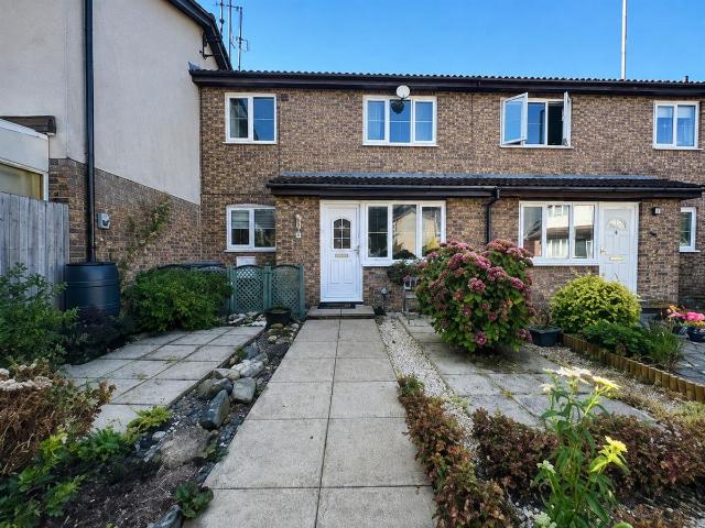 Mill Stream Meadow, Haywards Heath RH16, 1 bed terraced house to rent, £1,250 pcm | PrimeLocation