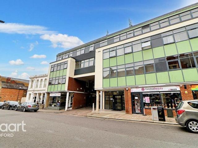 Mill Street, Bedford 1 bed apartment to rent £975 pcm £225 pw