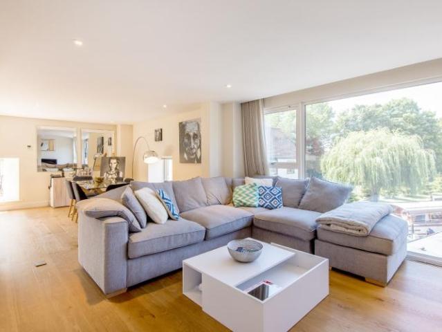Mill Street, Central Oxford 3 bed townhouse to rent £3,500 pcm £808 pw