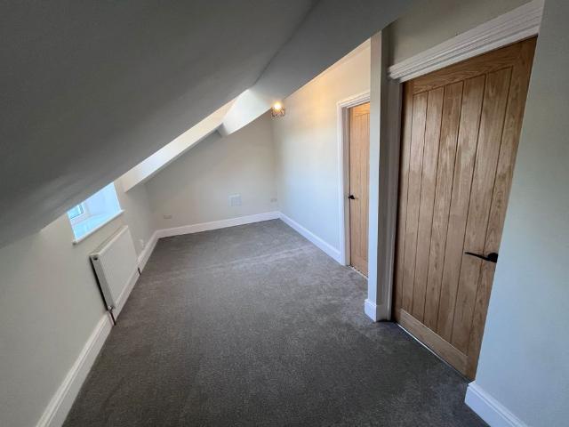 Mill Street, Gowerton, Swansea SA4 3ED
