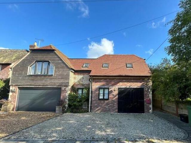 Mill Street, Heytesbury, 2 Bedroom Semi detached