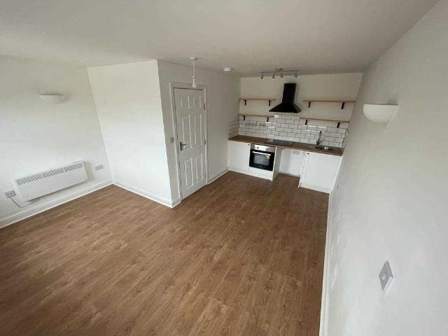 Mill Street, Liverpool L8, 2 bed flat to rent, £725 pcm | PrimeLocation