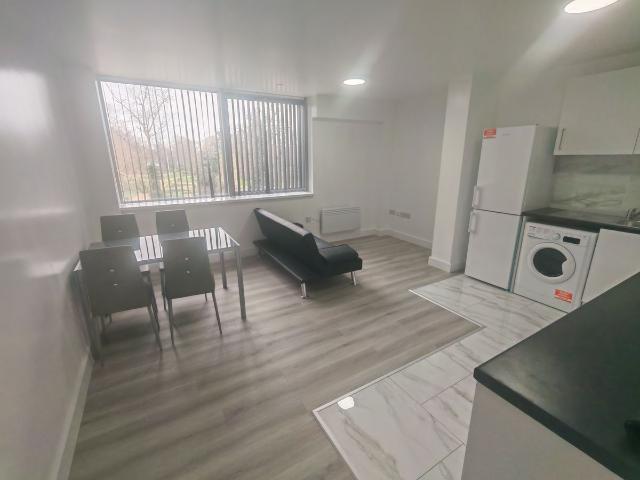 Mill Street, Stafford ST16, 1 bed flat to rent, £800 pcm | PrimeLocation