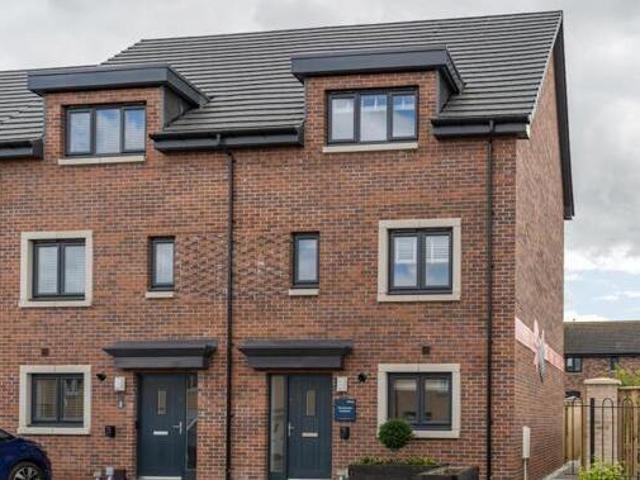Millcraig Terrace, Winchburgh, 4 Bedroom Terraced