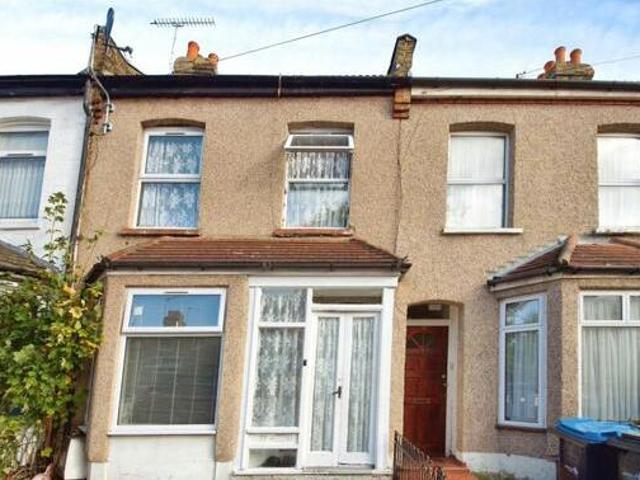 Millais Road, Enfield, 3 Bedroom Terraced