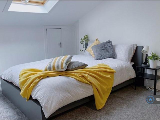 Millbank Lane, Aberdeen, AB25 4 bed flat to rent £1,800 pcm £415 pw