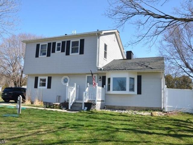 Millbrook Rd, Franklin Twp, Home For Sale