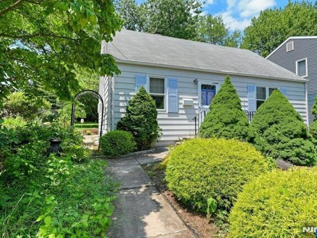 Millbrook Rd, River Edge, Home For Sale