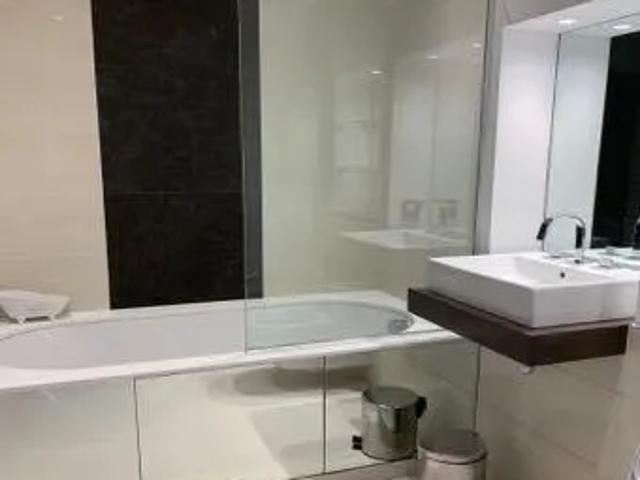 Millenium House, 10 Plaza Gardens, London, SW15 2DN, United Kingdom | 2 bed apartment for rent #140226282 | Rentberry