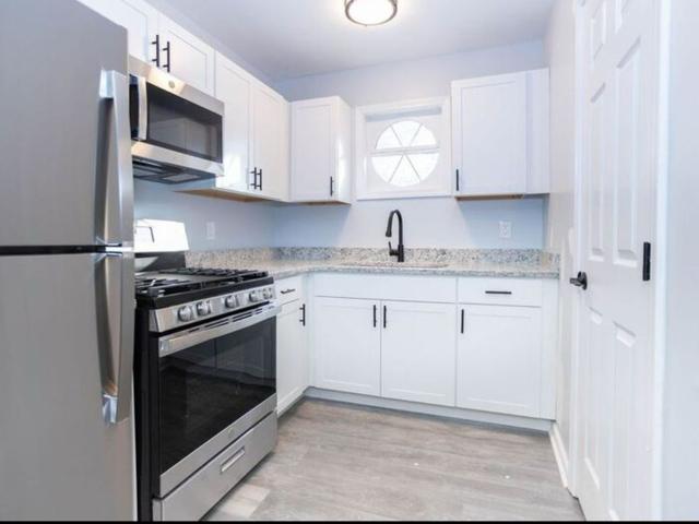 Miller Chateau Apartments