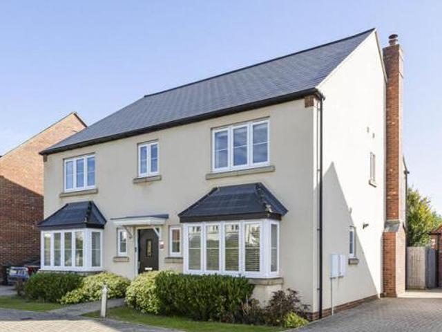Miller Close, Heyford Park, 5 Bedroom Detached