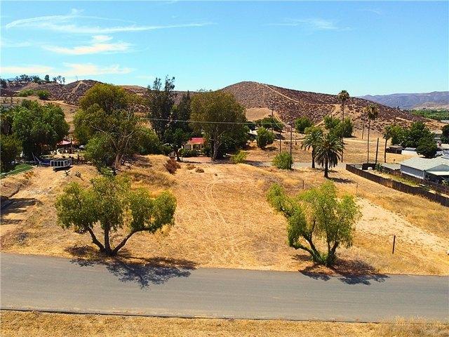 Miller, Lake Elsinore, CA 92530