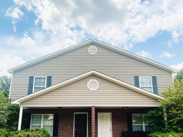 Miller Pointe Dr. 2 Bedroom Apartment for Rent at Miller Pointe Dr, Inman, SC 29349