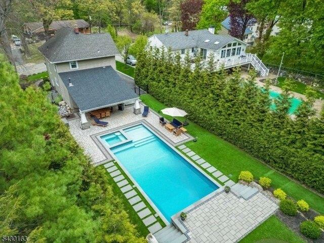 Miller Rd, Mahwah, Home For Sale