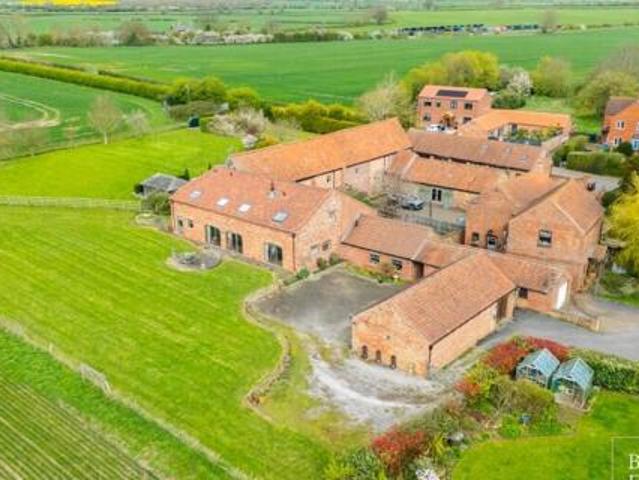 Millers Barn, Station Road, 5 Bedroom Barn