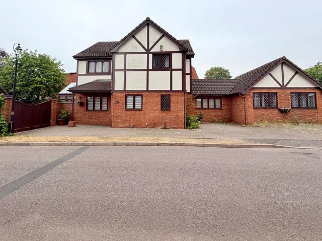 Millers Close, Rushden NN10, 4 bed detached house to rent, £2,000 pcm | PrimeLocation