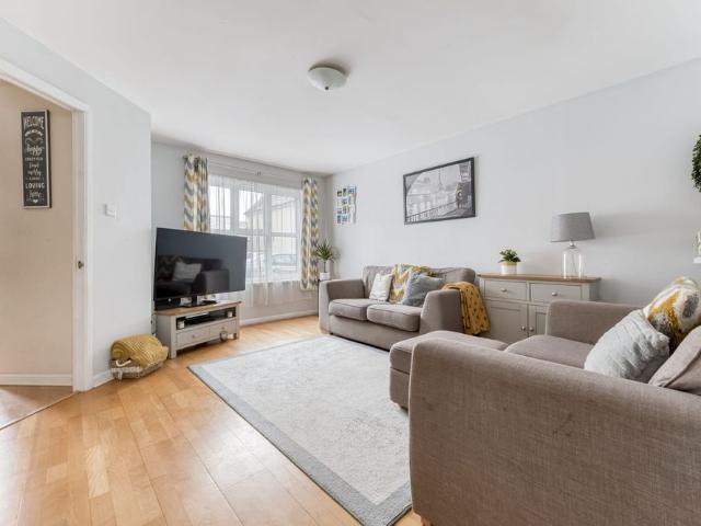 Millers Drive, Dickleburgh