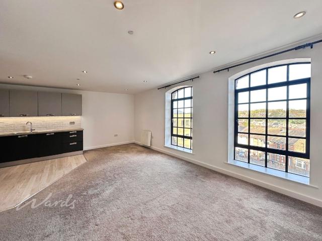 Millers Hill, Ramsgate CT11, 2 bed flat to rent, £1,200 pcm | PrimeLocation
