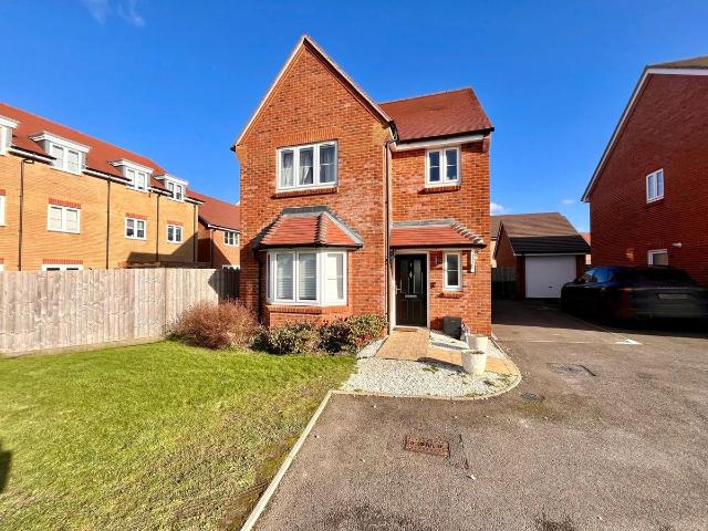 Millers Land Close, Ash, Aldershot, Surrey GU12, 3 bed detached house to rent, £2,250 pcm | PrimeLocation