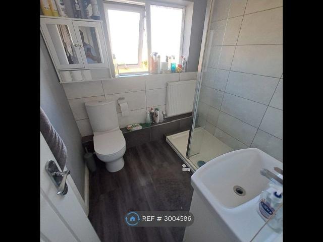 Millers Park, Wellingborough NN8, Room to rent, £400 pcm | PrimeLocation