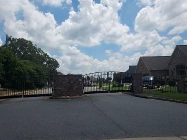 Millers Pointe Ct