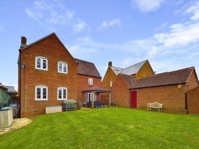 Millers Way, Middleton Cheney, 4 Bedroom Detached
