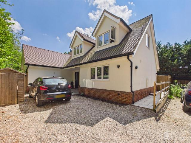 Millersdale, Harlow CM19, 4 bed detached house to rent, £2,250 pcm | PrimeLocation