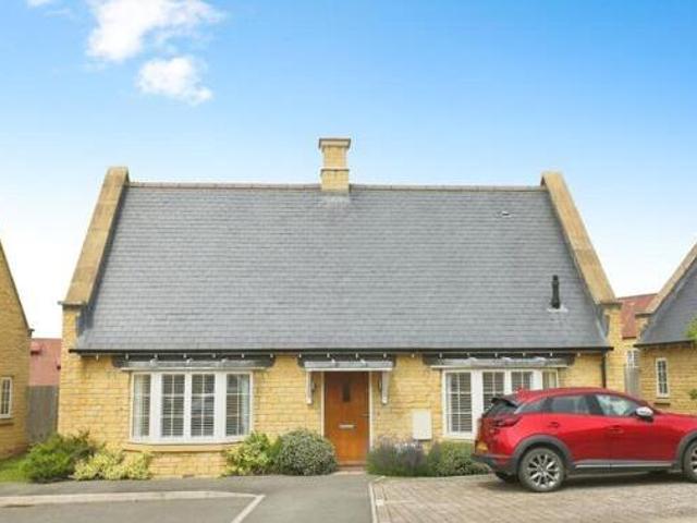 Millet Way, Broadway, 2 Bedroom Bungalow