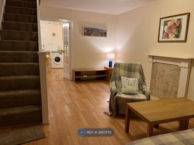 Millhouse Drive, Glasgow G20, 2 bed terraced house to rent, £1,000 pcm | PrimeLocation