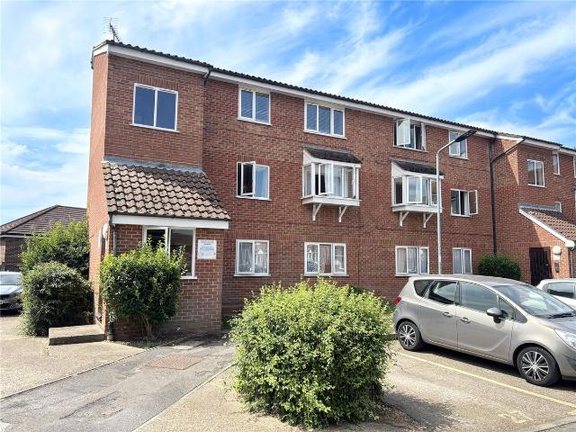Millhaven Close, Chadwell Heath RM6, 1 bed flat to rent, £1,200 pcm | PrimeLocation