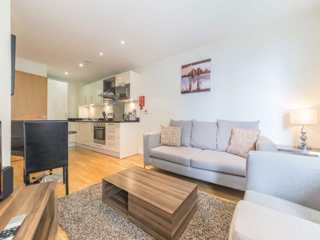 Millharbour, Canary Wharf E14, 1 bed flat to rent, £1,850 pcm | PrimeLocation
