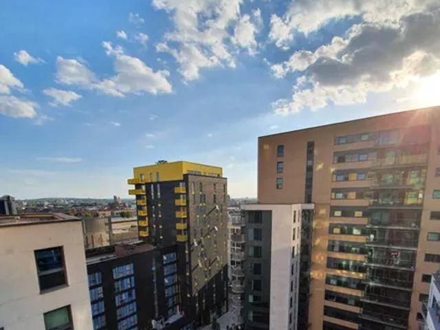 Millharbour Dentistry, 41 Millharbour, Millwall, London, E14 9JS, United Kingdom | 2 bed apartment for rent #167596102 | Rentberry