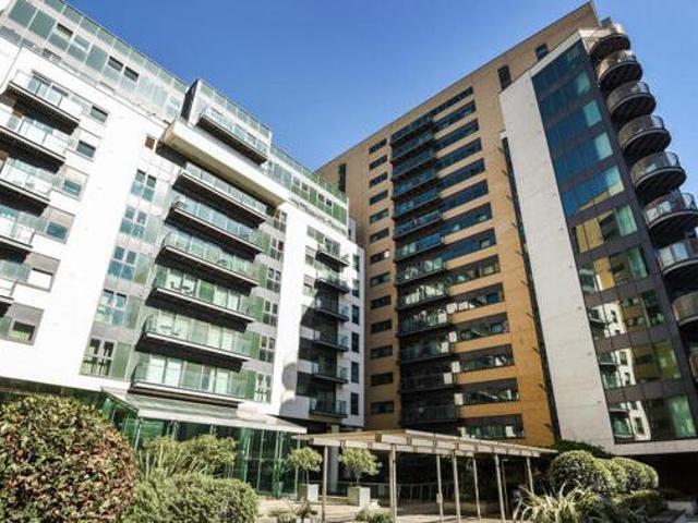 Millharbour, London, 2 Bedroom Flat