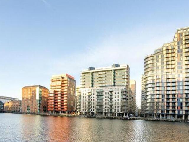 Millharbour, London, 2 Bedroom Flat