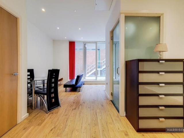 Millharbour, London, E14 Studio to rent £1,750 pcm £404 pw