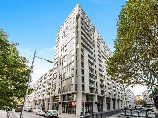 Millharbour, London E14, 1 bed flat to rent, £2,102 pcm | PrimeLocation