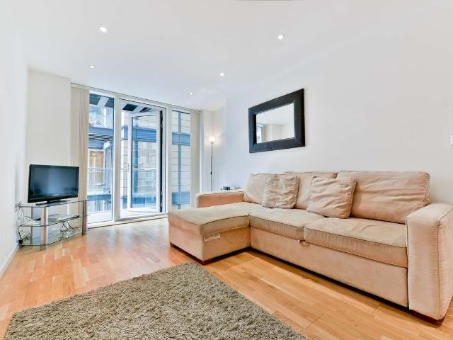 Millharbour, London E14, 2 bed flat to rent, £2,600 pcm | PrimeLocation