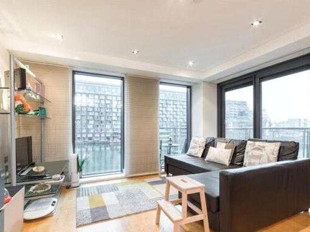 Millharbour, Millwall, 2 Bedroom Flat