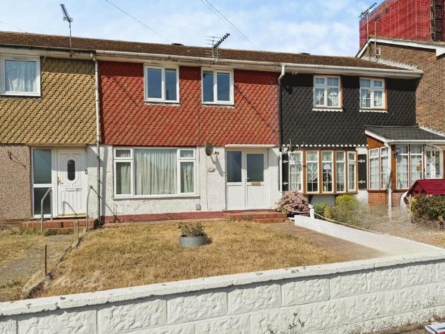 Millmead Road Margate CT9 3 bed terraced house to rent £1,475 pcm £340 pw